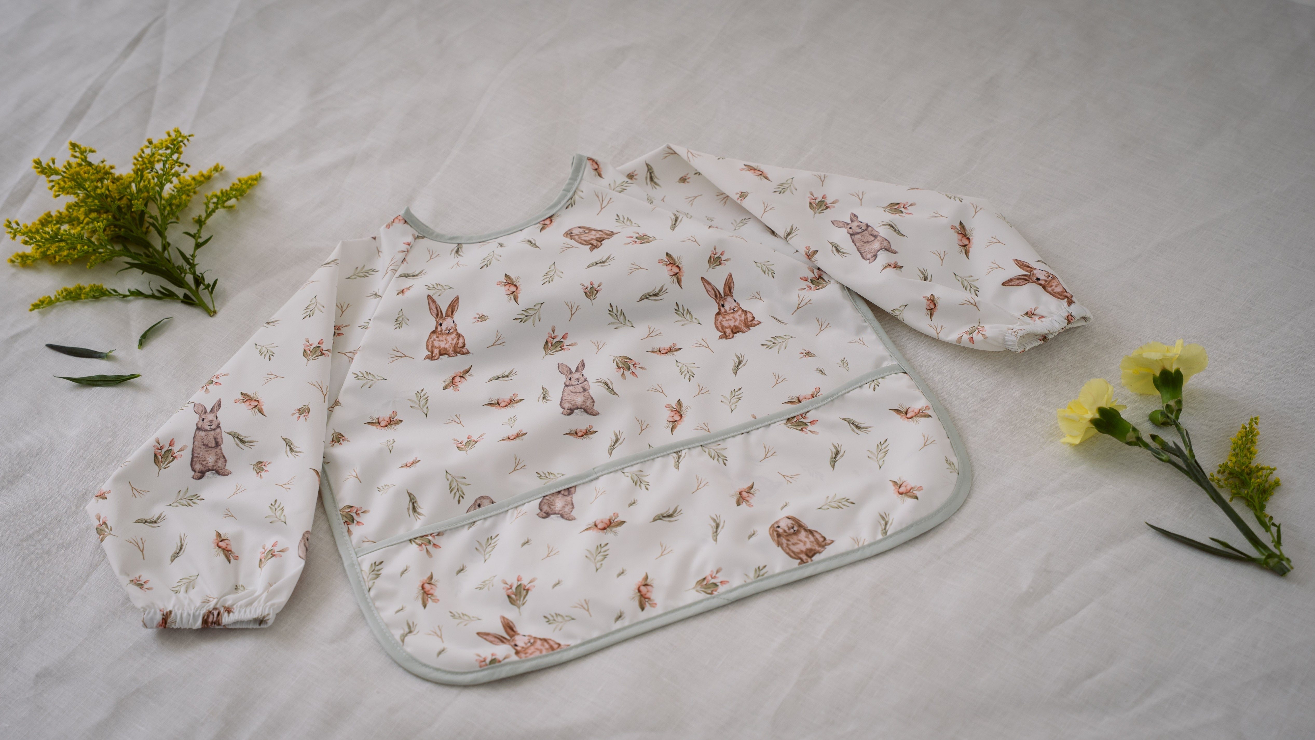 BIBS & SMOCKS – AEGI BLOOM